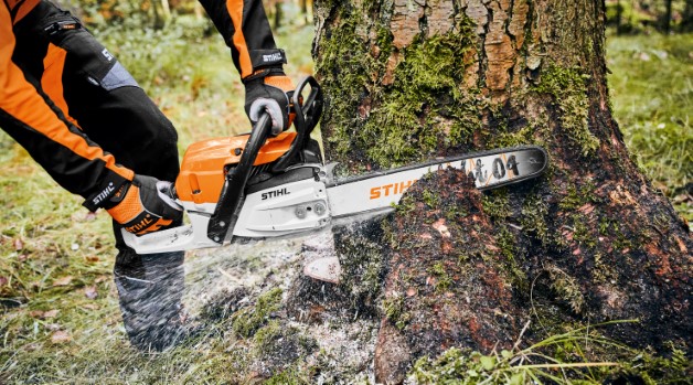 STIHL Motorsag bensin MS 261 C-M - 35 cm sverd | BondeKompaniet